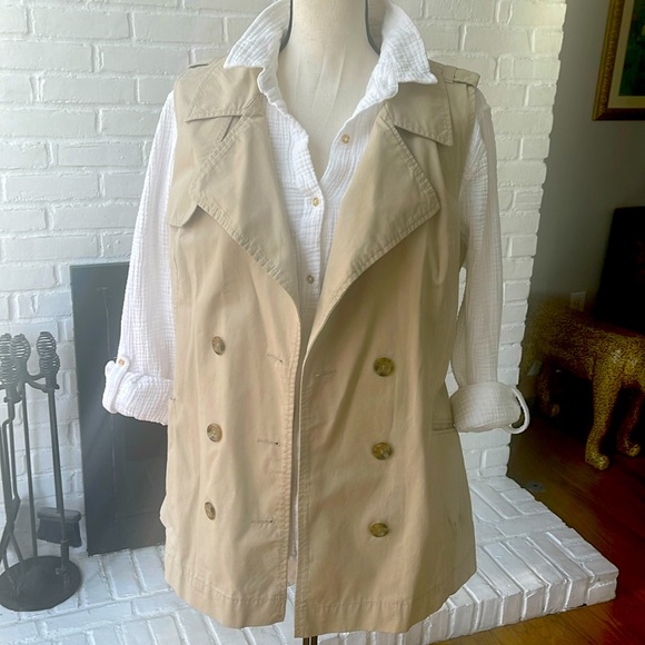 Old Navy | Jackets & Coats | 99s Safari Like Vest Old Navy Long Tan ...